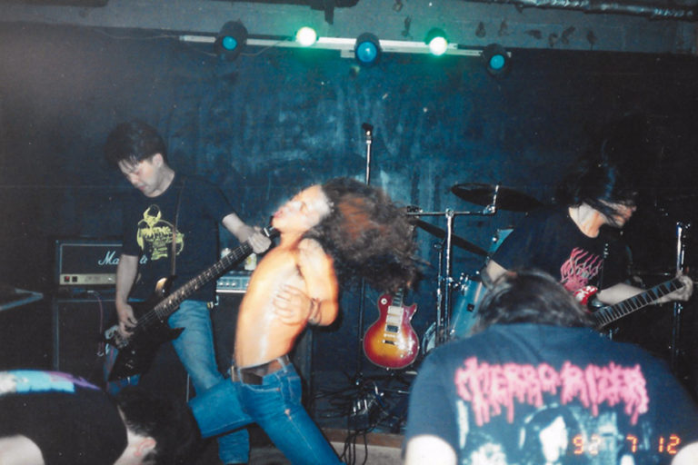 Interview | HELLCHILD | clinamina