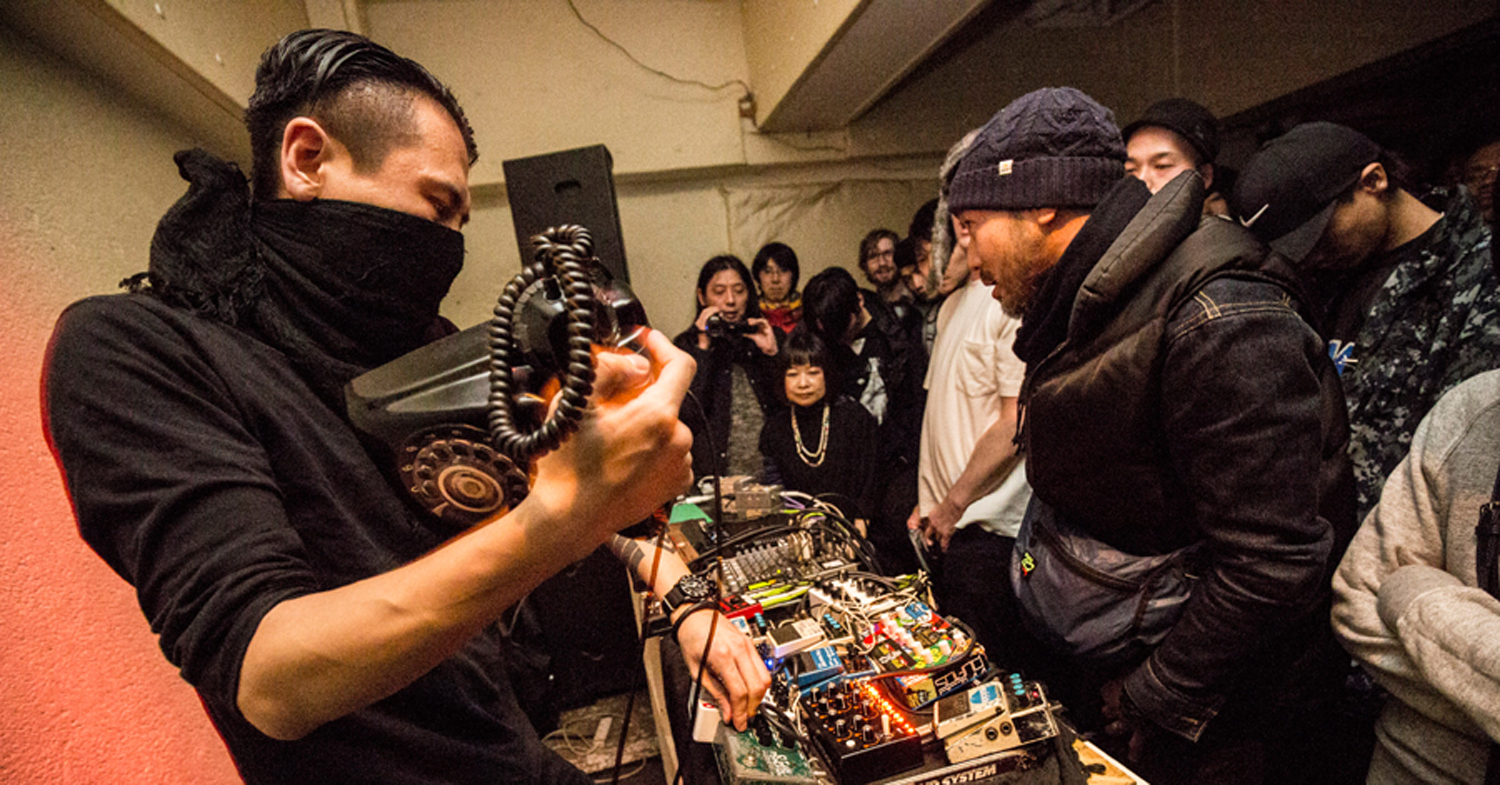 Interview | 黒電話666 | 座談『Accumulation』 | 黒電話666 + 那倉太一 (ENDON) + 西山伸基 (soup) + 平野Y ([...]dotsmark ...